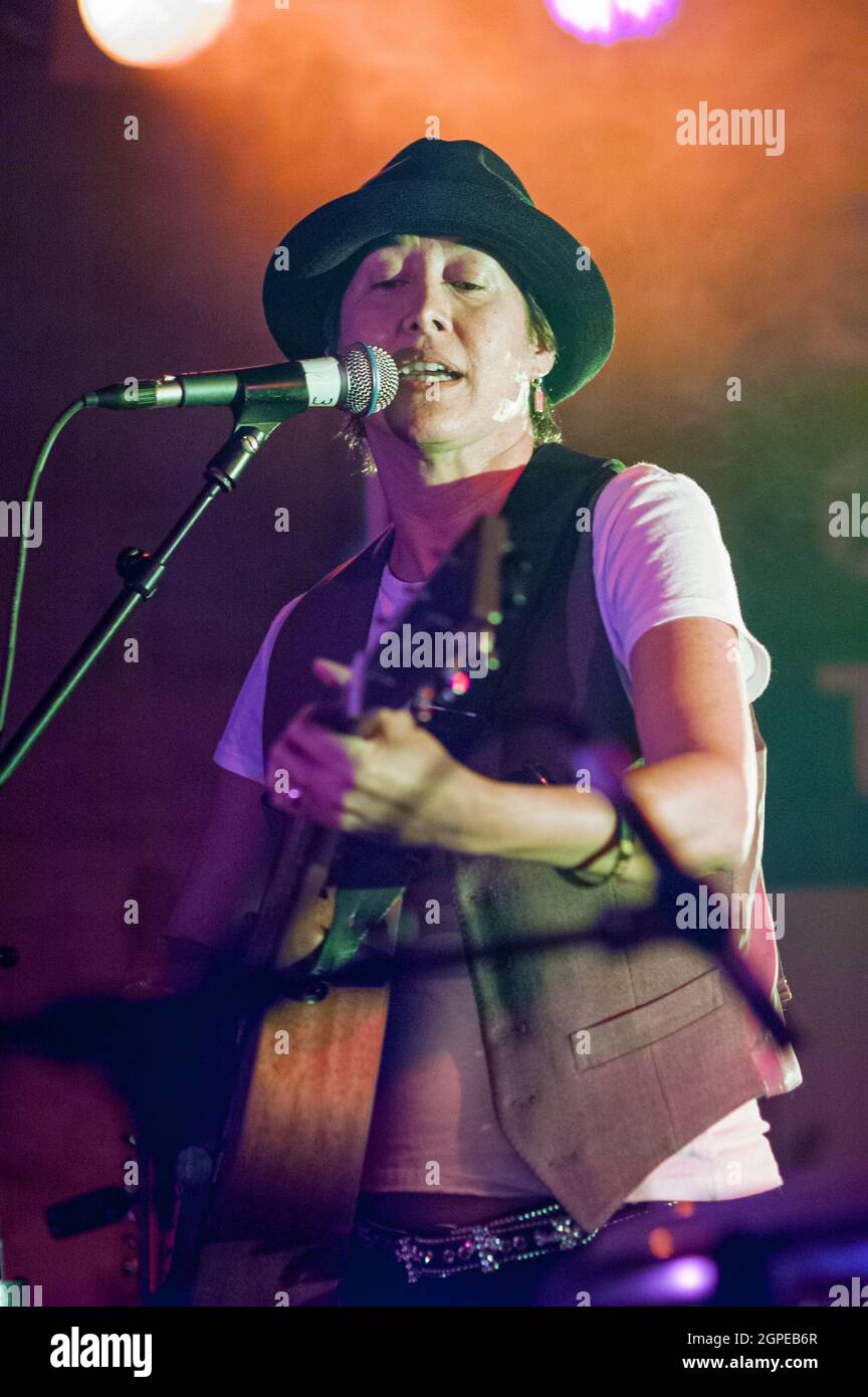 Michelle shocked hi-res stock photography and images - Alamy