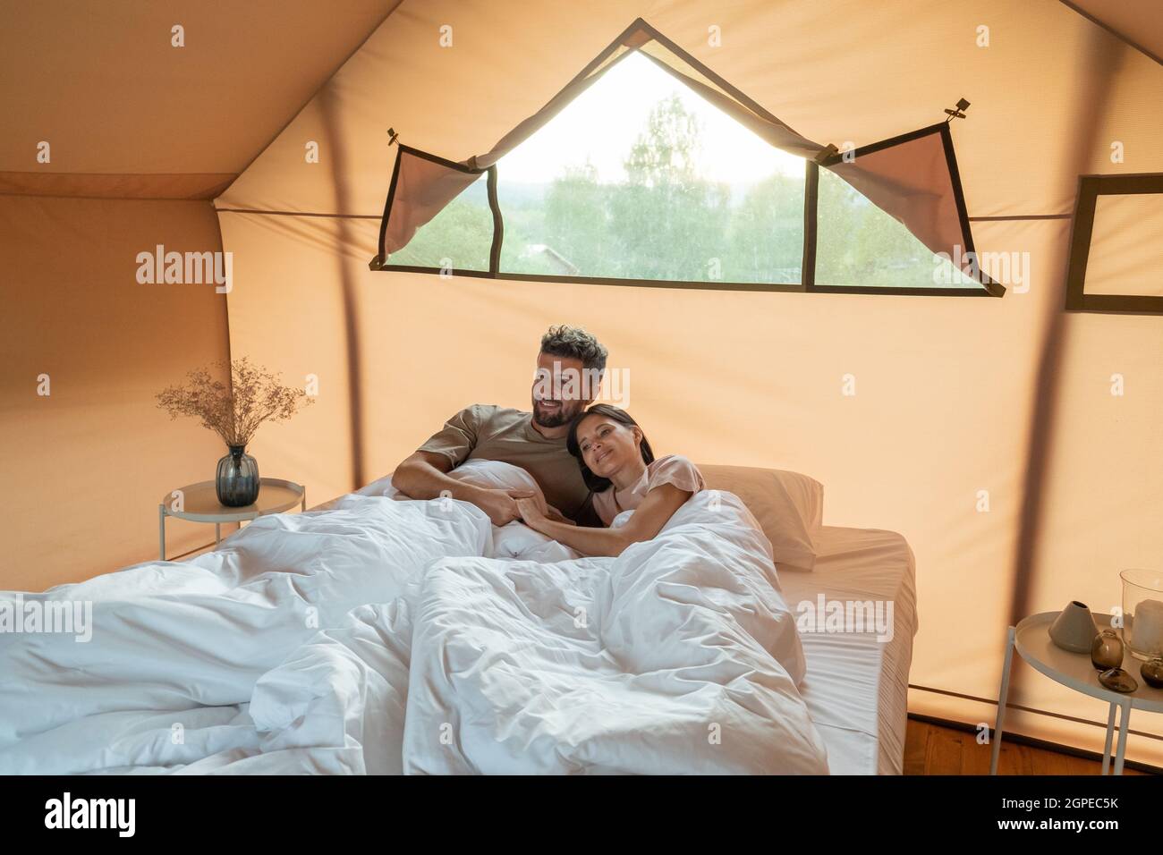 Under the sheets hi-res stock photography and images - Alamy