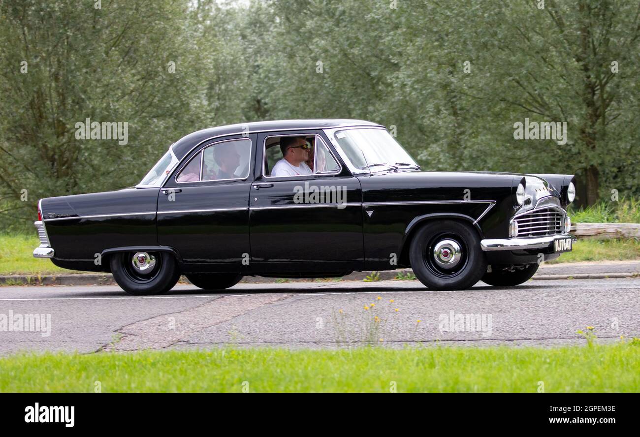 1959 Ford Zodiac classic car Stock Photo - Alamy