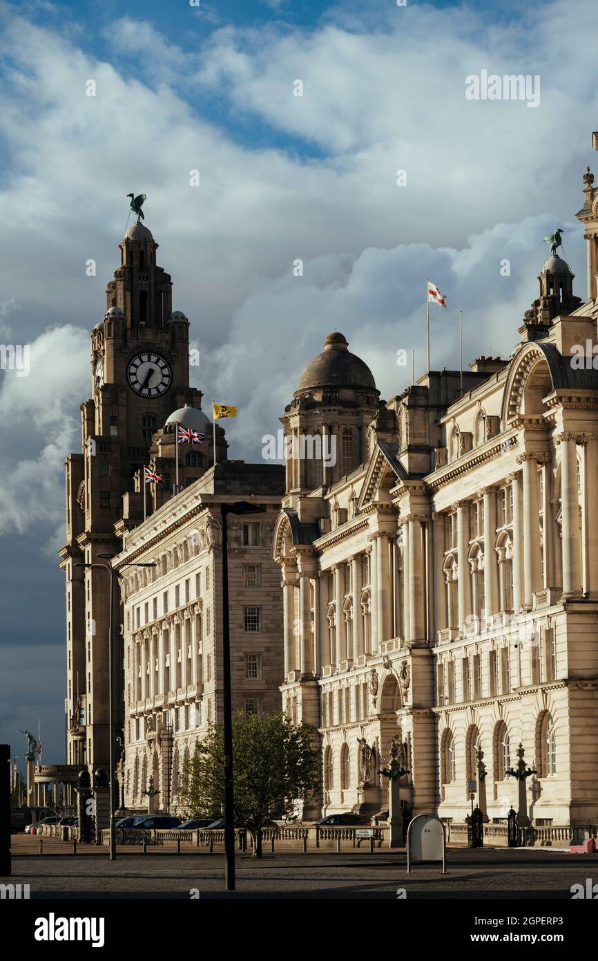 Exterior of Government Building, Liverpool, England, UK Stock Photo - Alamy