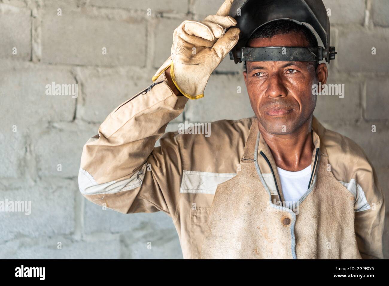 Engineer welding in work environment hi-res stock photography and ...