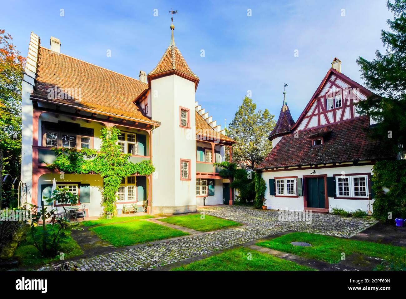 The Wettsteinhaus (Wettstein house) in the Riehen village center is a ...
