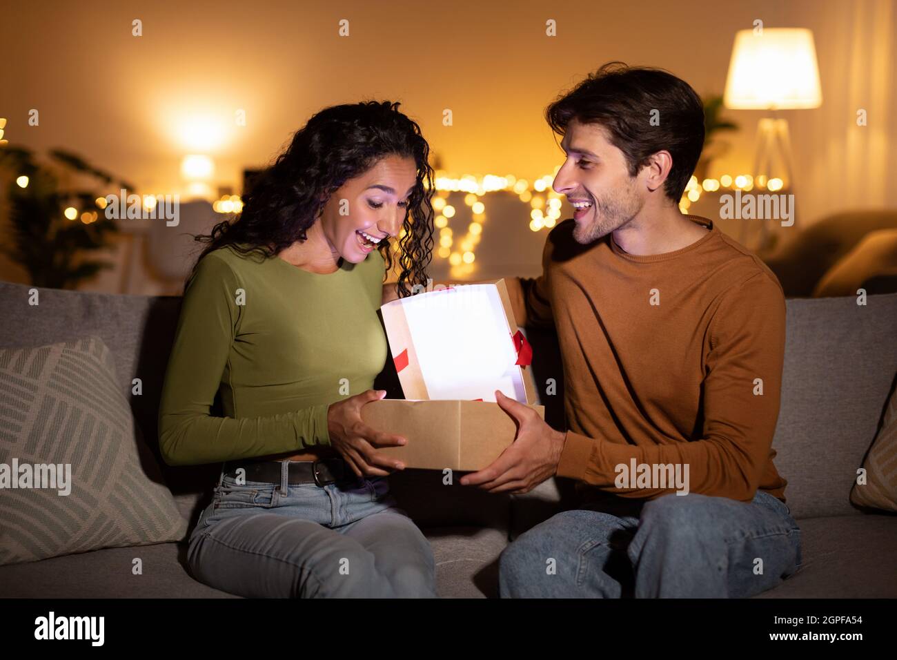 Female box hi-res stock photography and images - Alamy