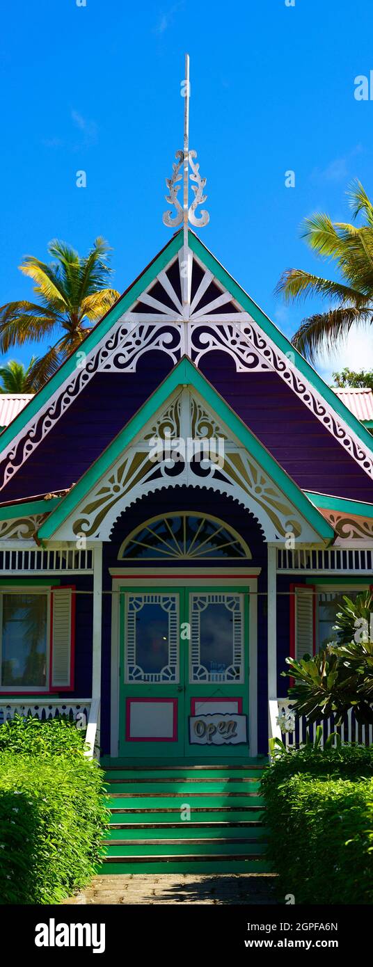 ST VINCENT AND THE GRENADINES , MUSTIQUE ISLAND, ARCHITECTURE AND SHOP ...