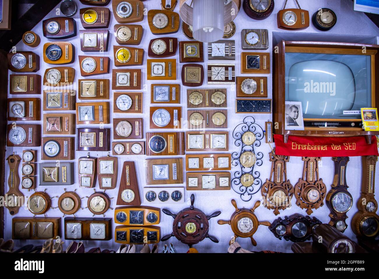 Dabel, Germany. 29th Sep, 2021. Weather stations hang on a wall in the ...