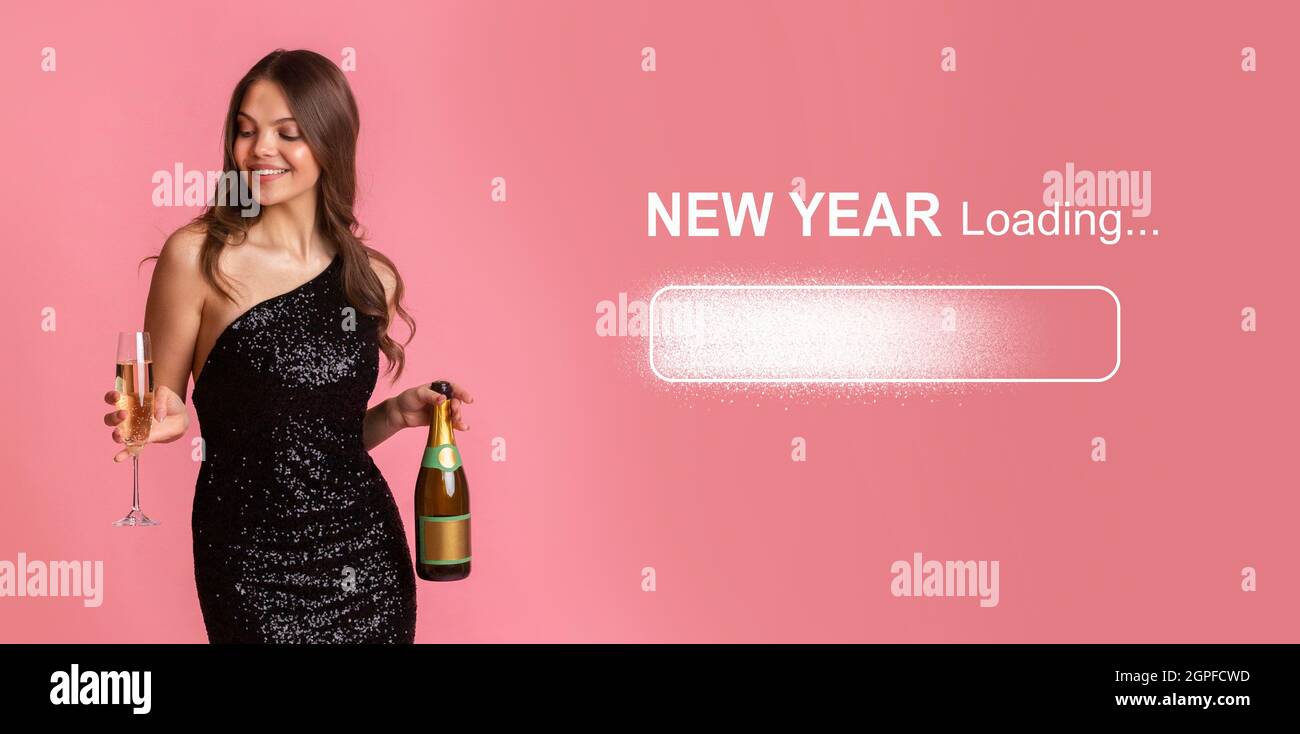 Waiting new year 2022 loading hi-res stock photography and images - Alamy