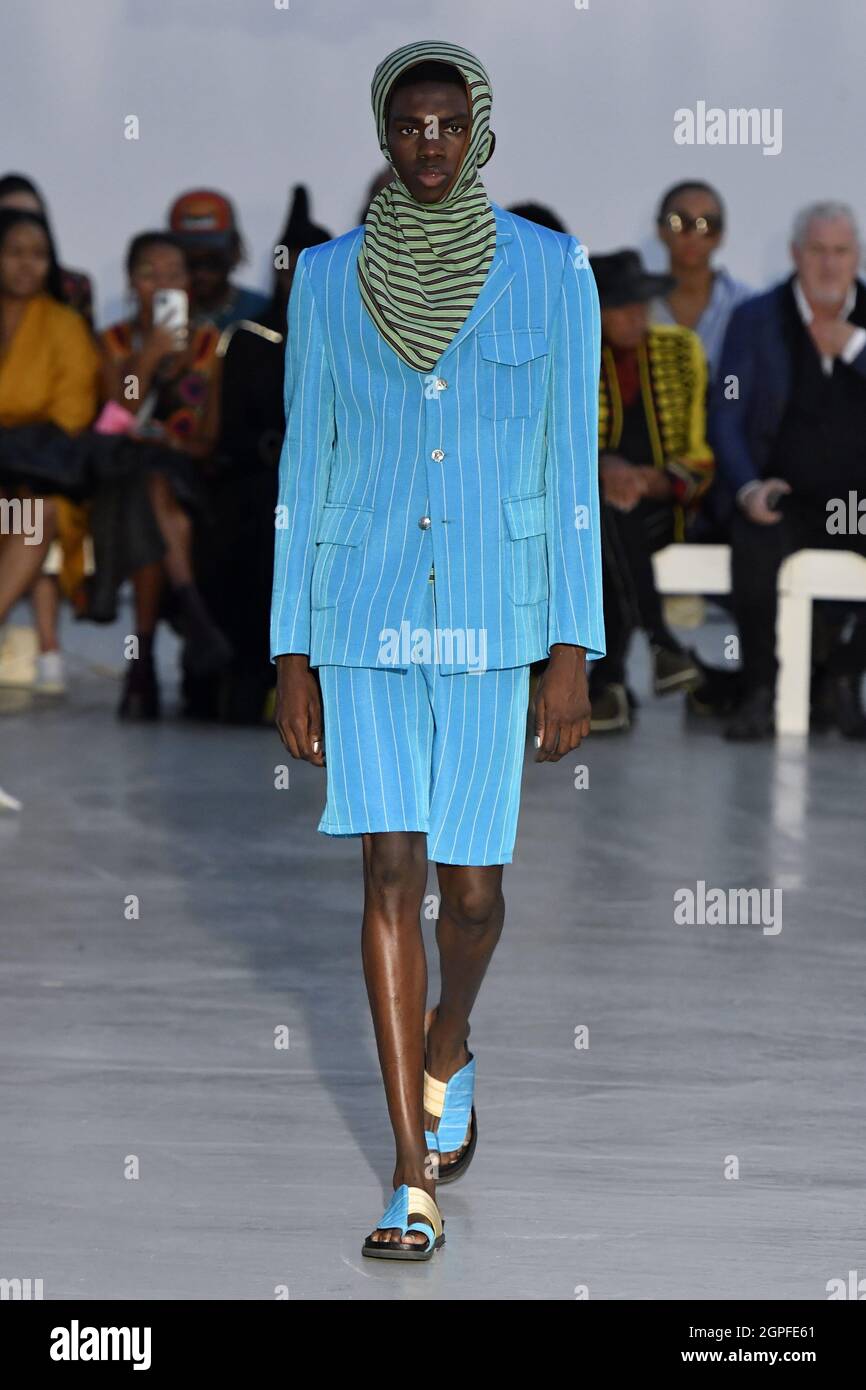 Kenneth ize fashion hi-res stock photography and images - Alamy