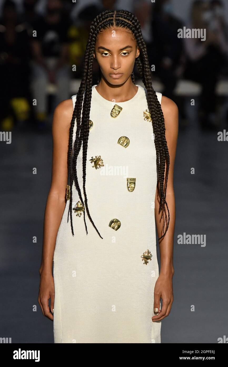 Model walks on the runway at the Kenneth Ize fashion show during Spring ...