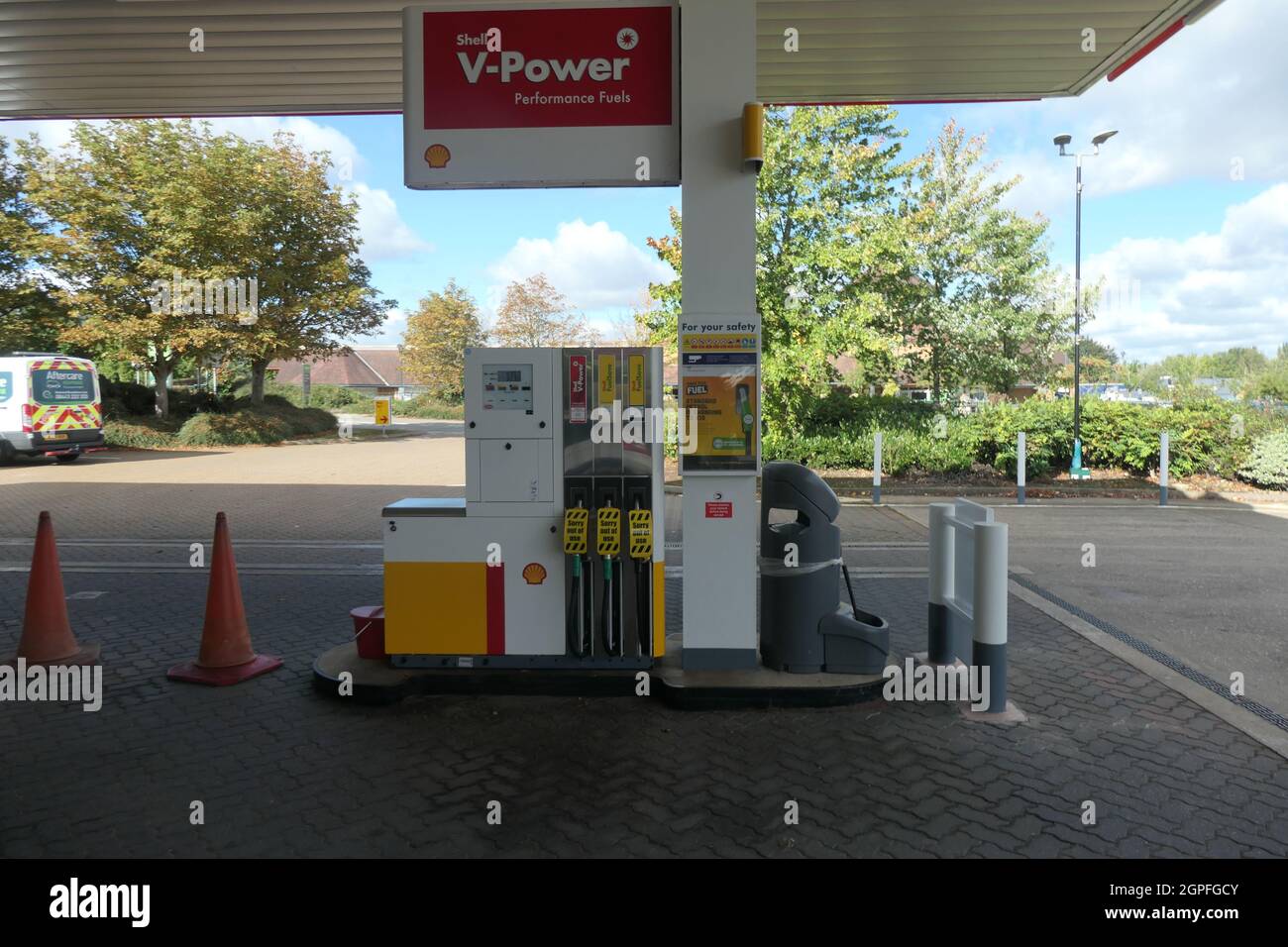 Petrol tanker army hi-res stock photography and images - Alamy