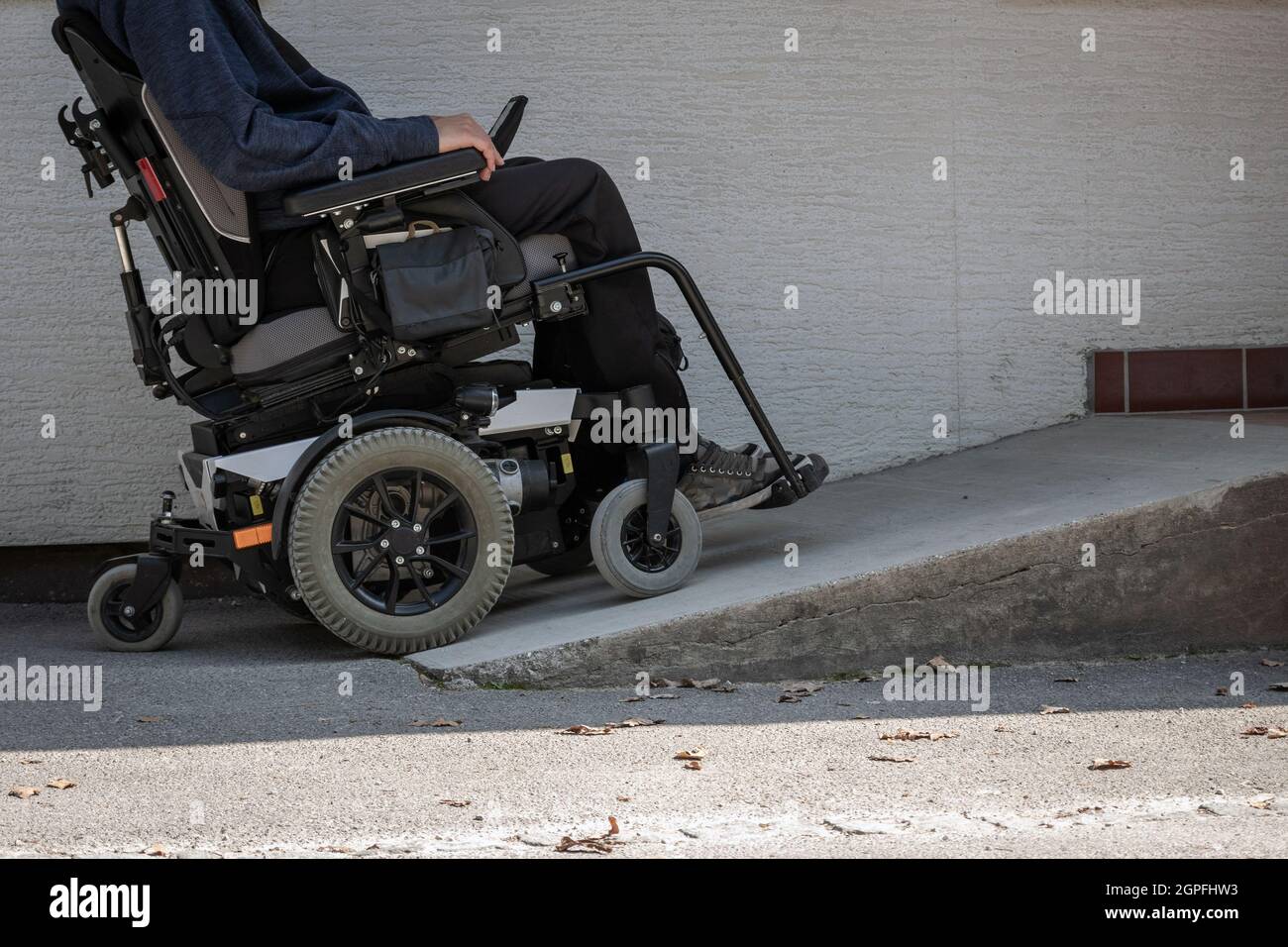Ramp people with disability at entrance of a building Stock Photo - Alamy