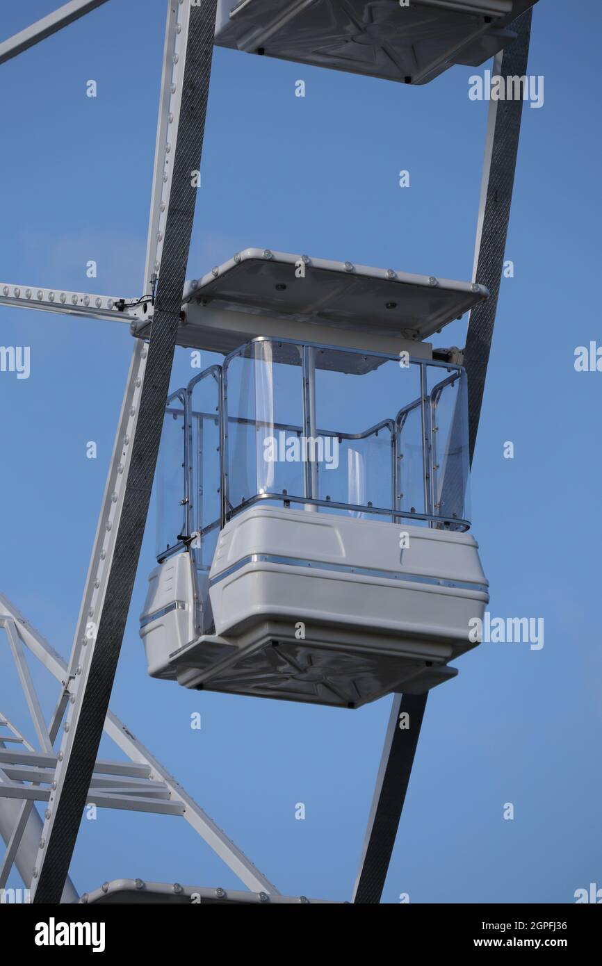 Colourful big wheel hi-res stock photography and images - Alamy