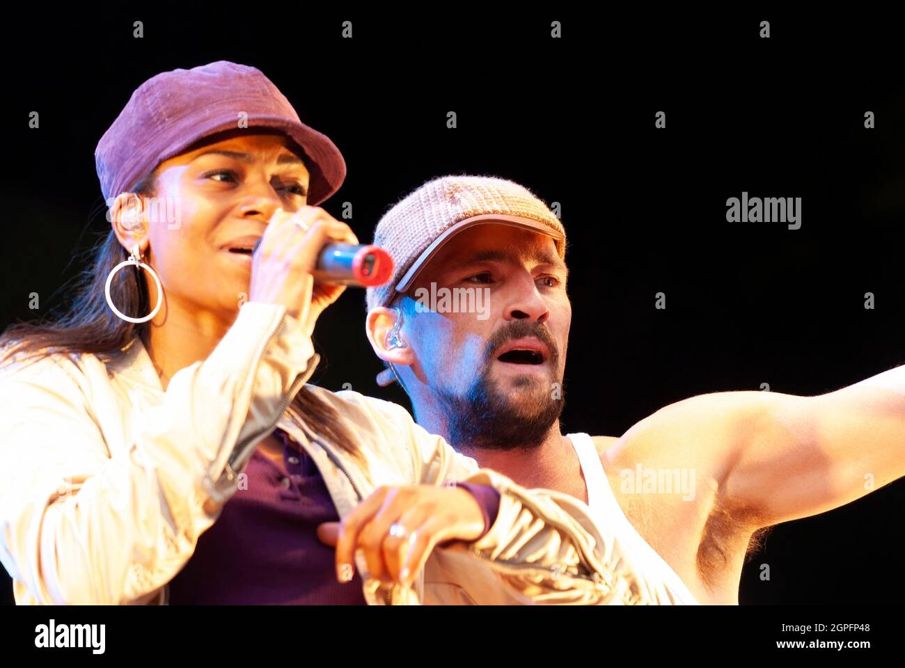 Reggae woman singers hi-res stock photography and images - Alamy