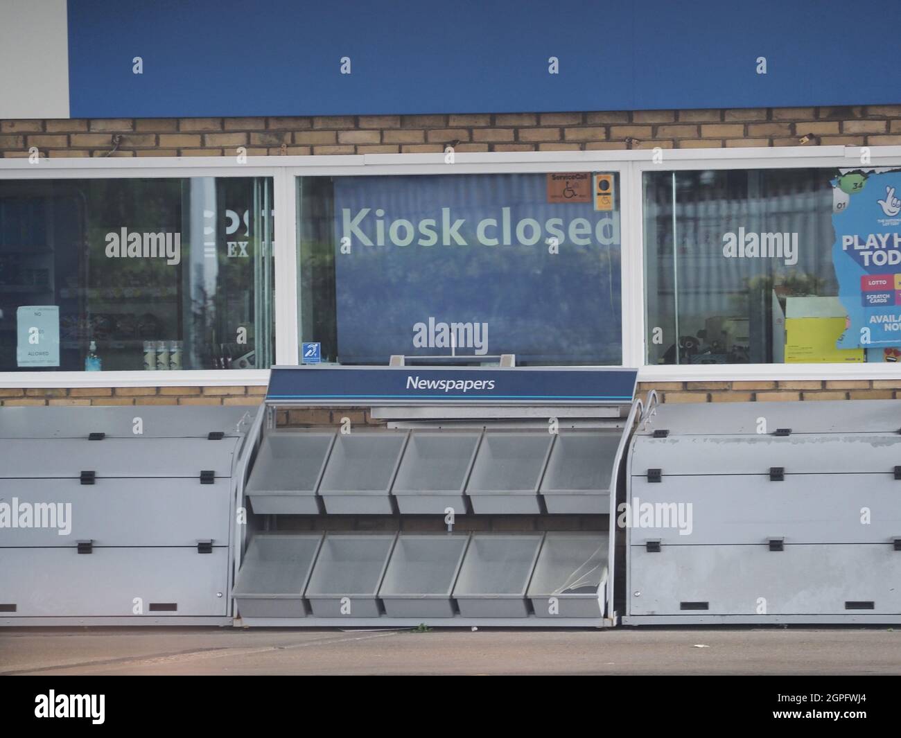Tesco petrol station closed hi-res stock photography and images - Alamy