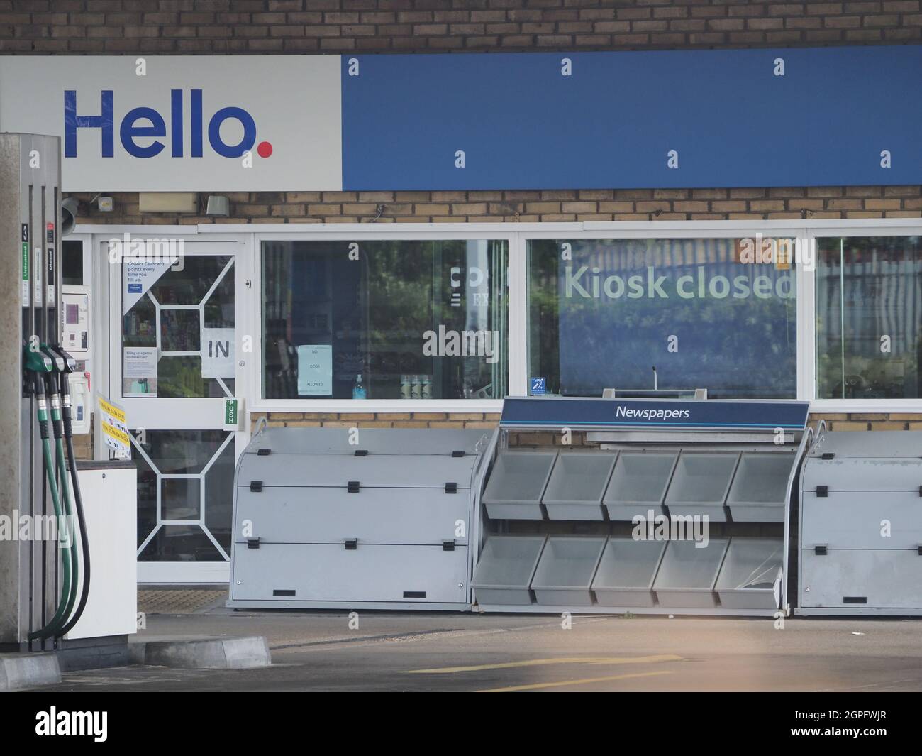 Tesco petrol station closed hi-res stock photography and images - Alamy
