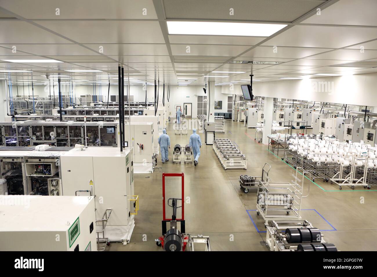 Gigafactory uk hi-res stock photography and images - Alamy