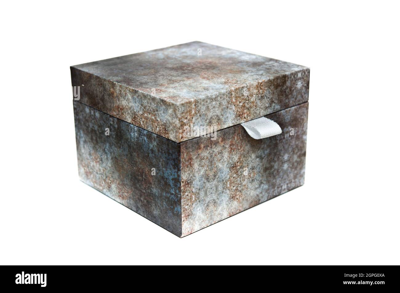 Box closed hi-res stock photography and images - Alamy