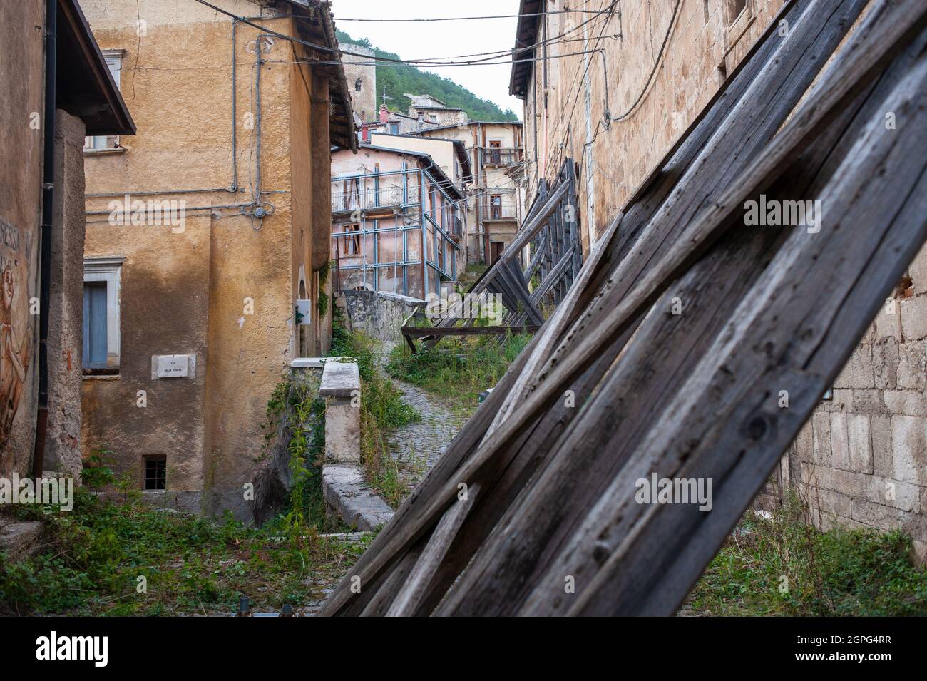 Fossa (Aq), Italy 25/09/2021: the city abandoned after the earthquake ...
