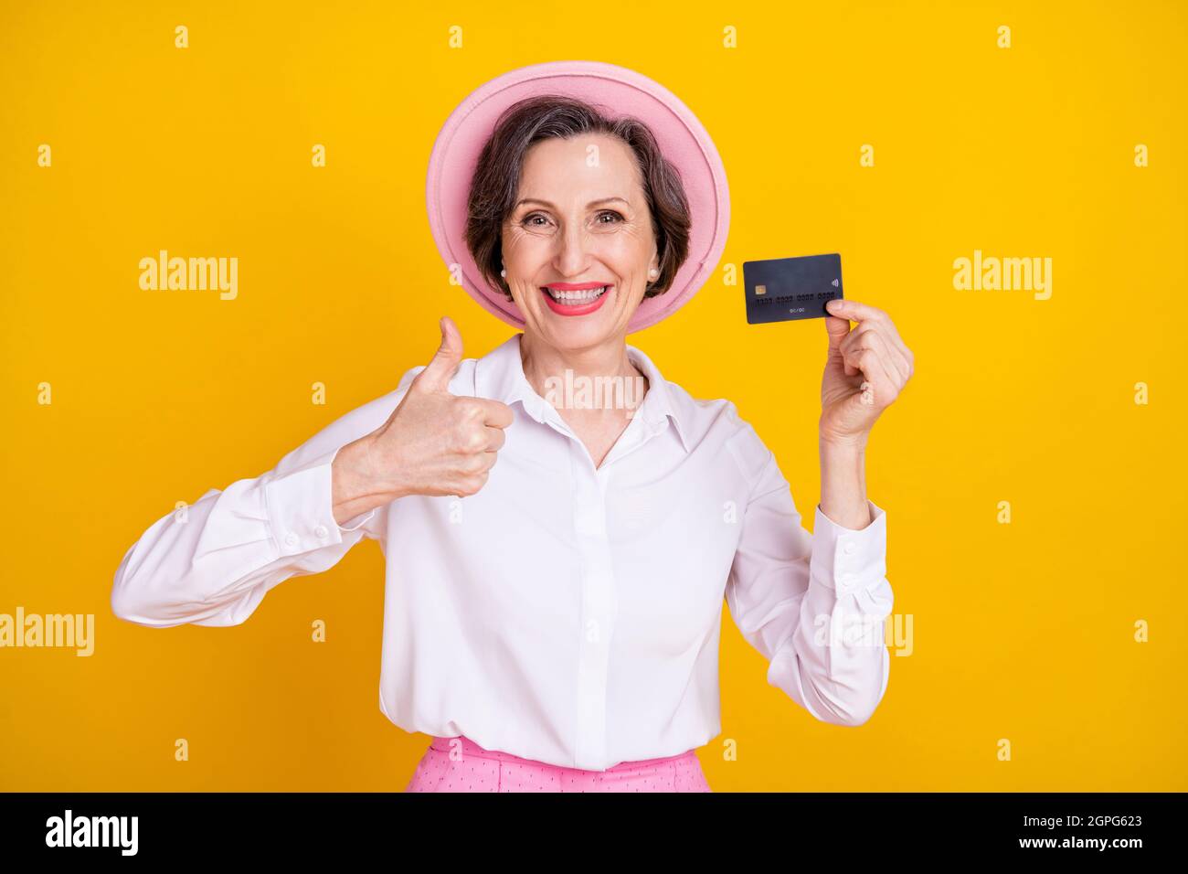 Photo of mature business woman happy positive smile thumb-up like ...