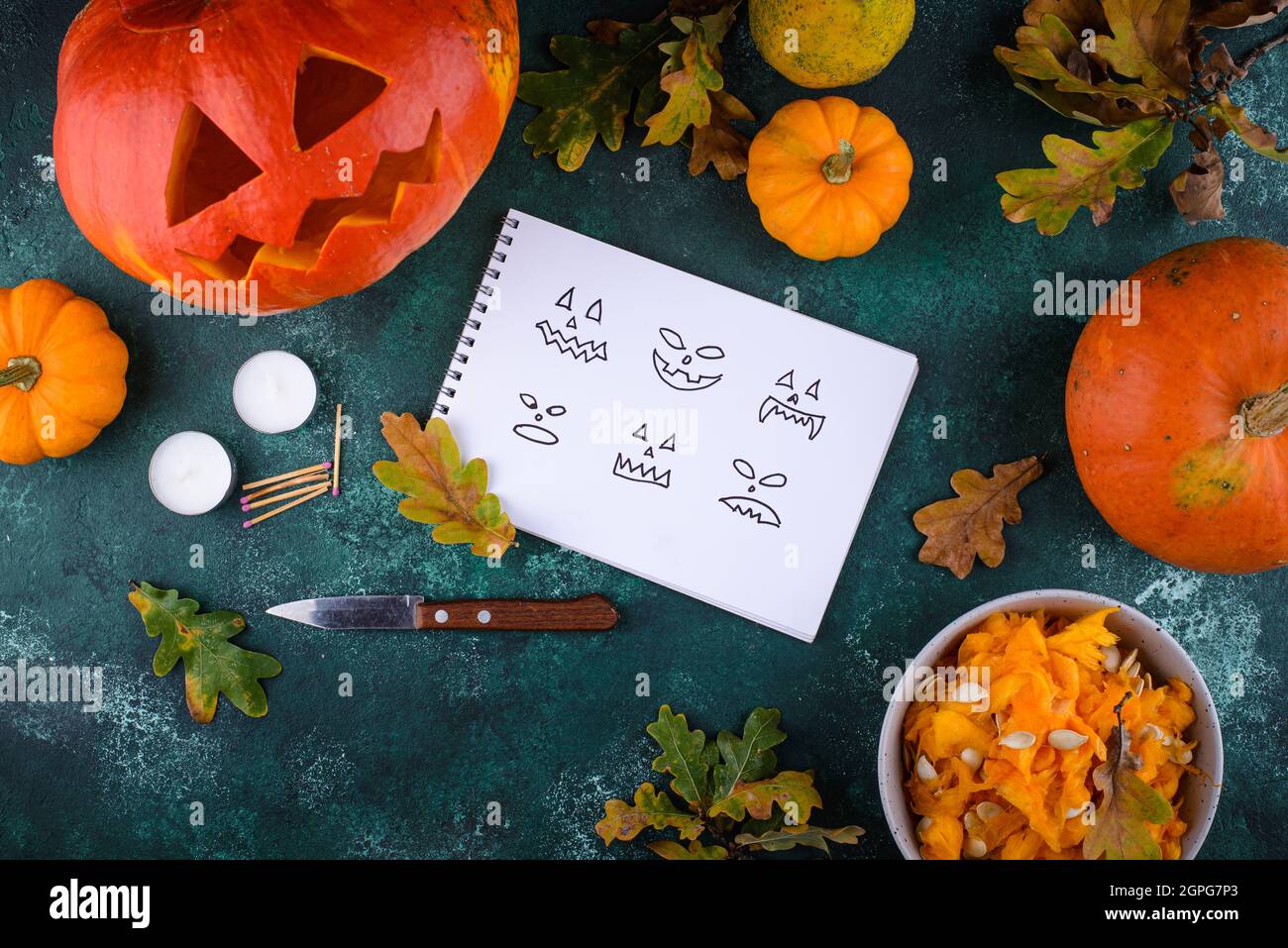 Process of making Halloween jack-o-lantern Stock Photo - Alamy