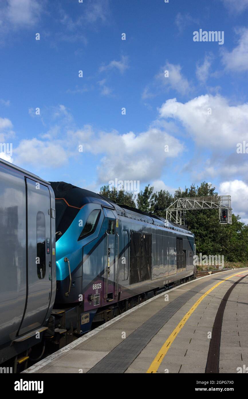 Class 68 diesel locomotive hi-res stock photography and images - Alamy