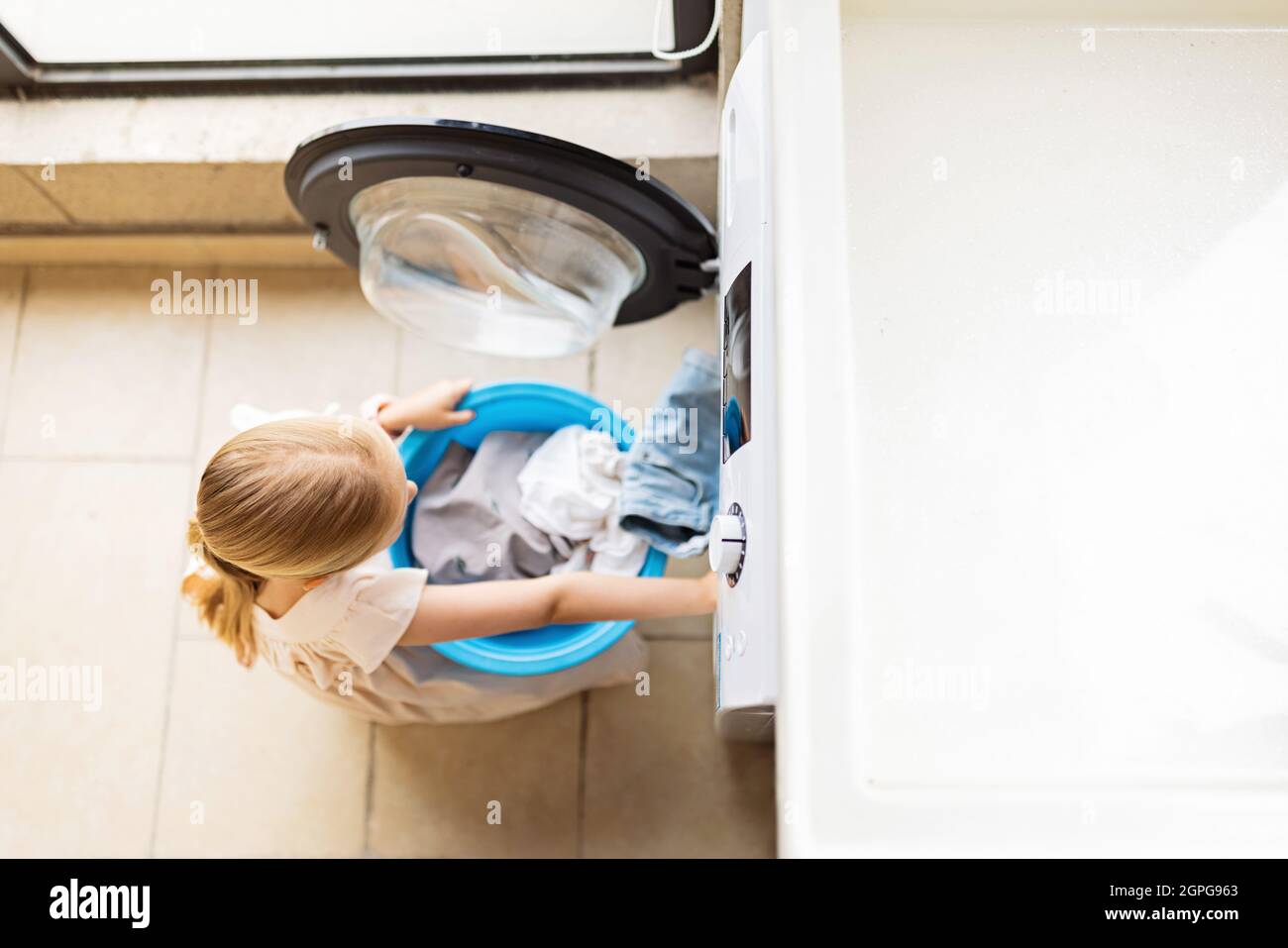 Taking off clothes hi-res stock photography and images - Alamy