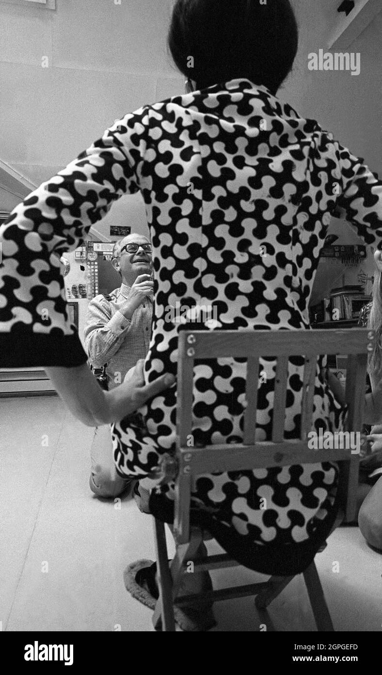 KARY H LASCH Swedish-Czech photographer known for his girl pictures in ...