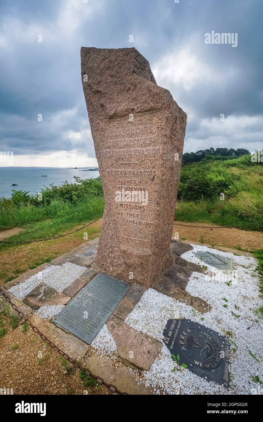 France, Cotes d'Armor, Plouha, memorial stele of the Shelburn ...