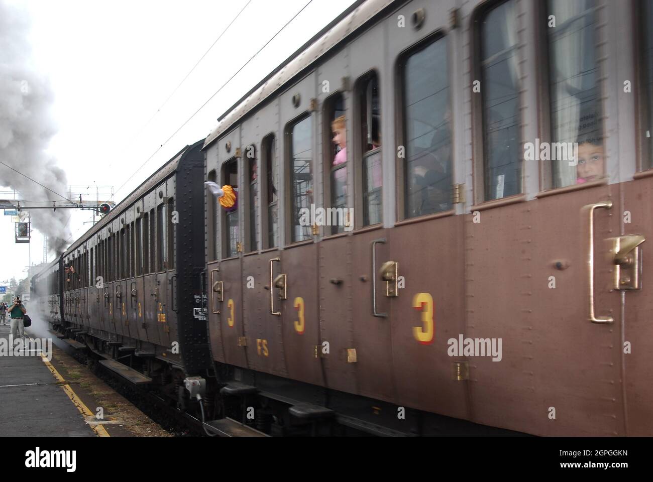 Old steam train Stock Photo - Alamy