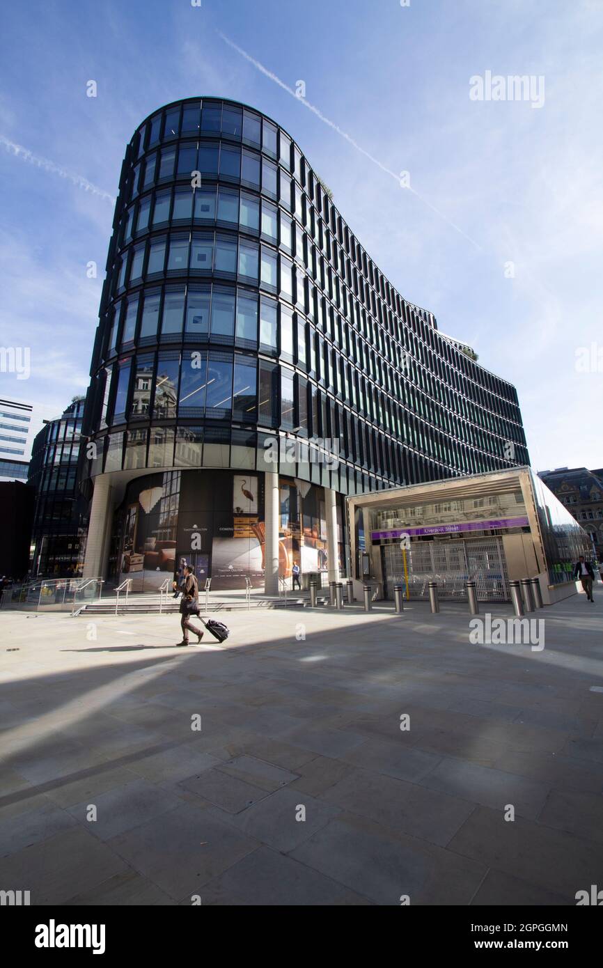 100 Liverpool Street, Broadgate, London, offices of SMBC Sumitomo ...