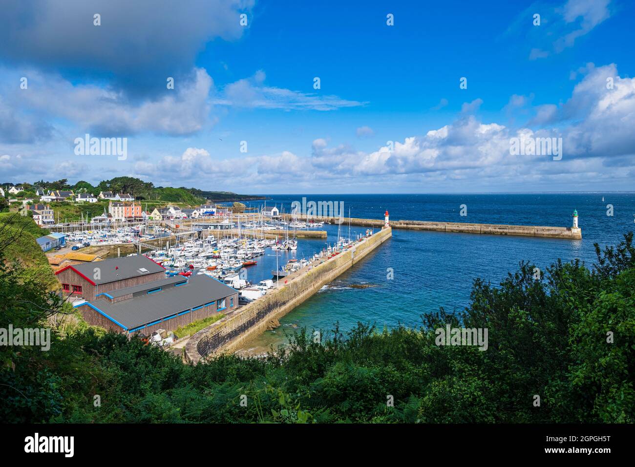 France, Morbihan, Groix Island, Port Tudy, the harbour Stock Photo - Alamy