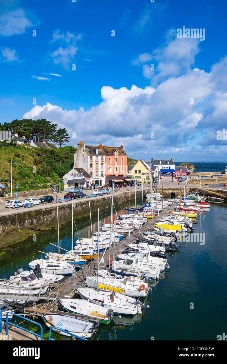 France, Morbihan, Groix Island, Port Tudy, the harbour Stock Photo - Alamy