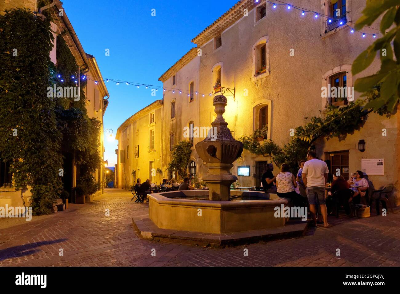 France, Vaucluse, Venasque, labelled Les Plus Beaux Villages de France ...