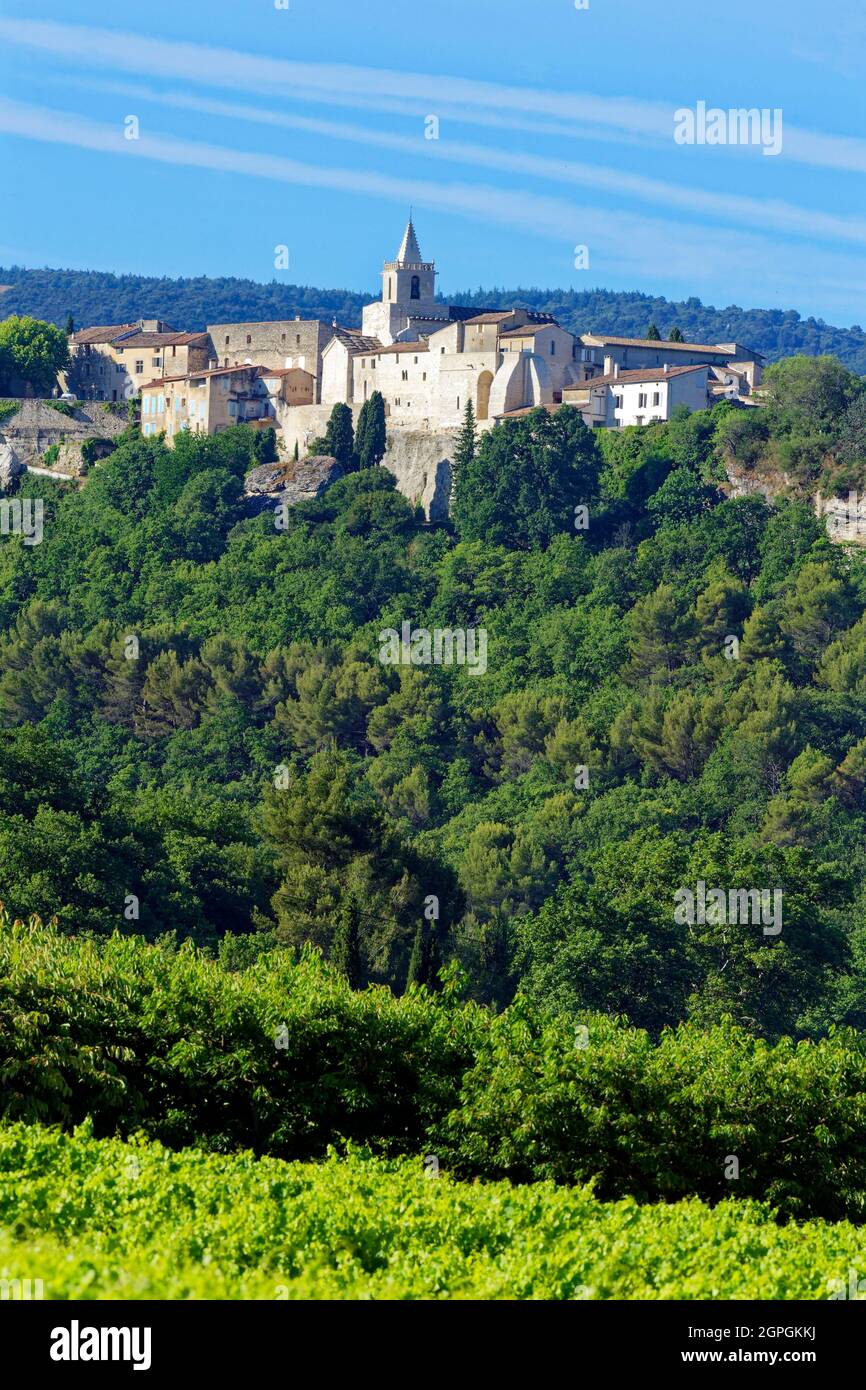 France, Vaucluse, Venasque, labelled Les Plus Beaux Villages de France ...