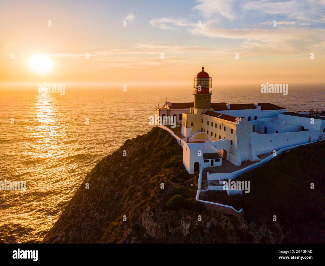 Portugal, Algarve, Sagres, the lighthouse of Cape Saint Vincent, (Cabo ...