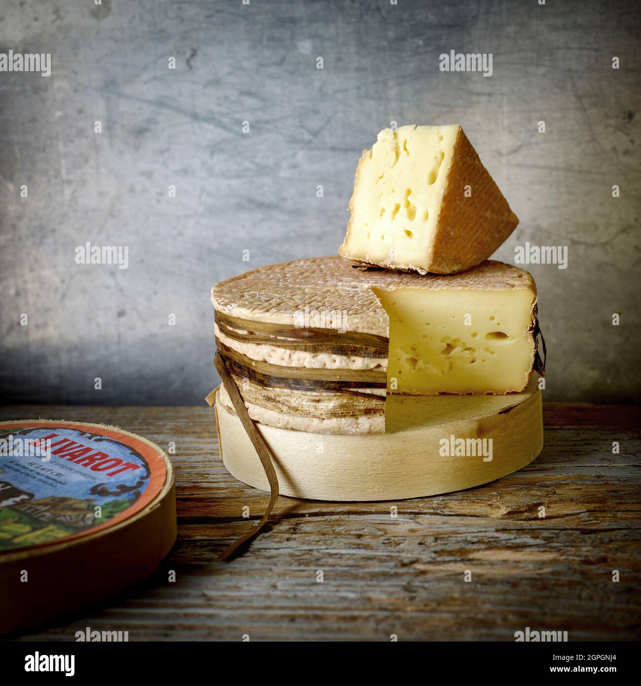 France, Calvados, Pays d'Auge, Livarot AOC raw milk Stock Photo - Alamy