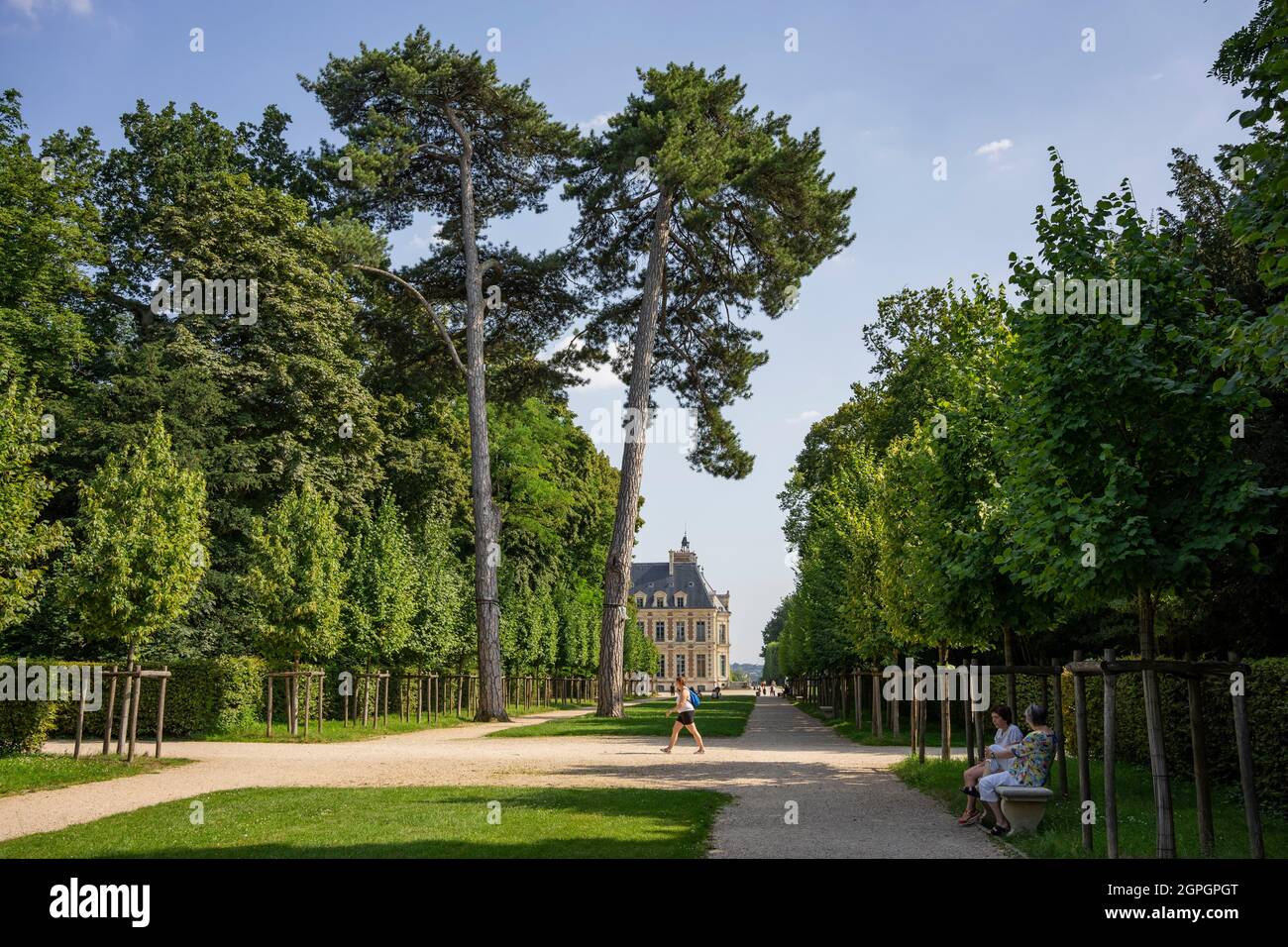 France, Hauts de Seine, Sceaux, park and castle, the Park of Sceaux ...
