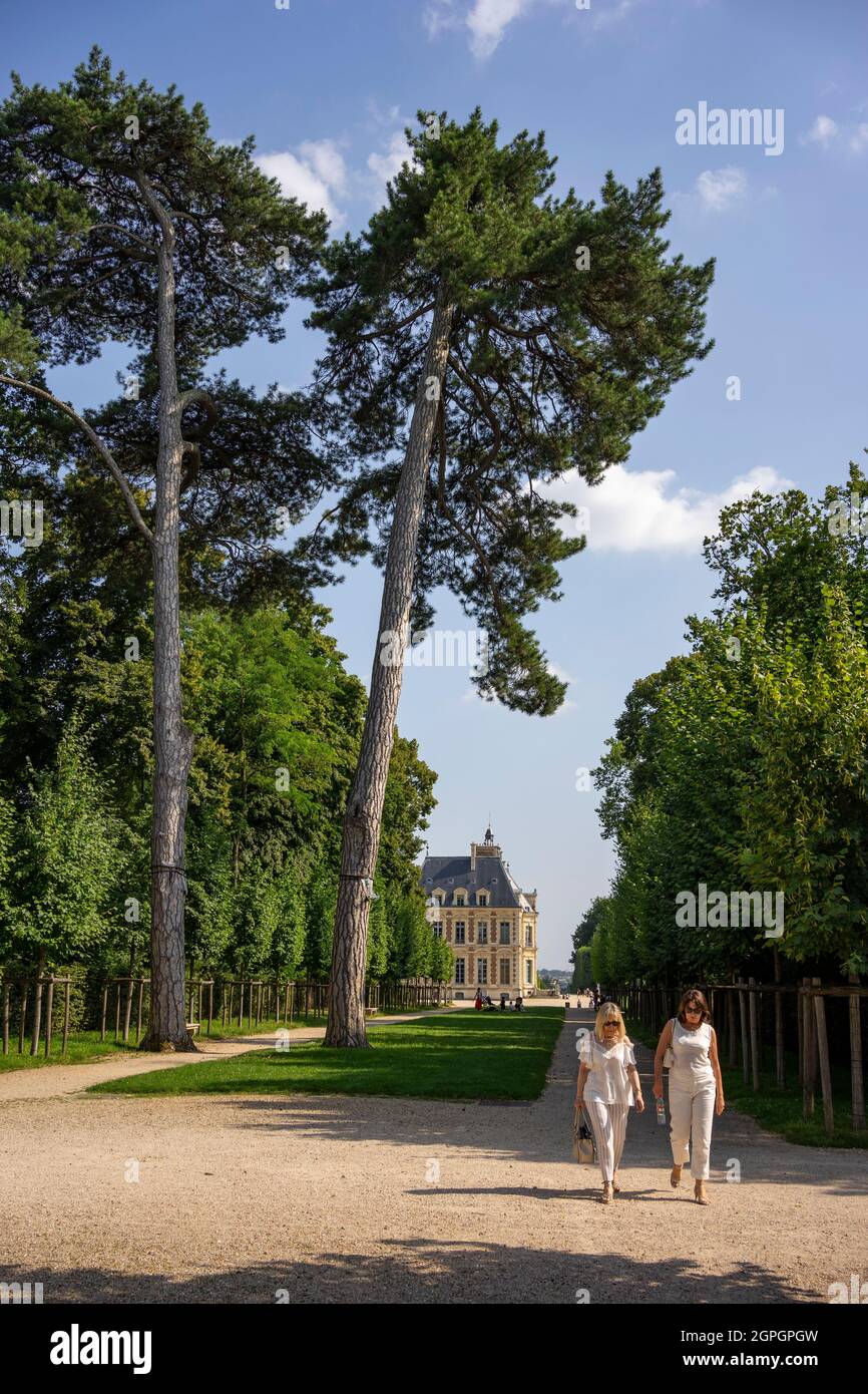 France, Hauts de Seine, Sceaux, park and castle, the Park of Sceaux ...