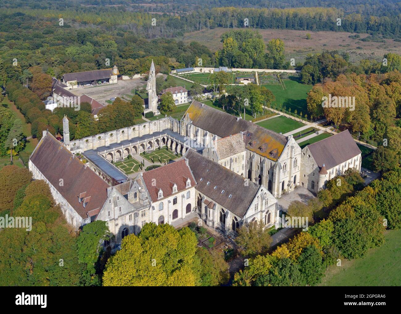 View of royaumont abbey hi-res stock photography and images - Alamy