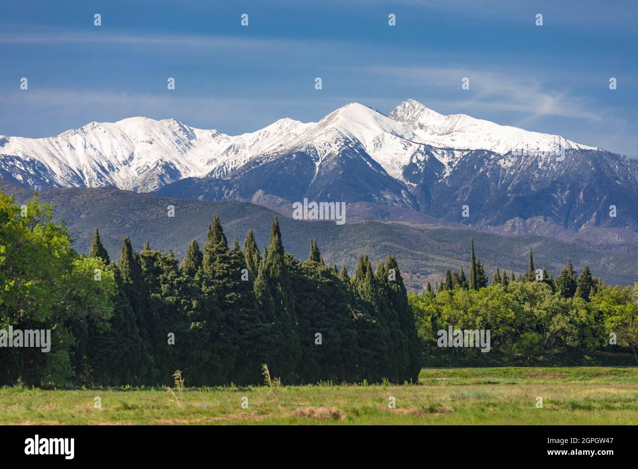 Peak de canigou hi-res stock photography and images - Alamy