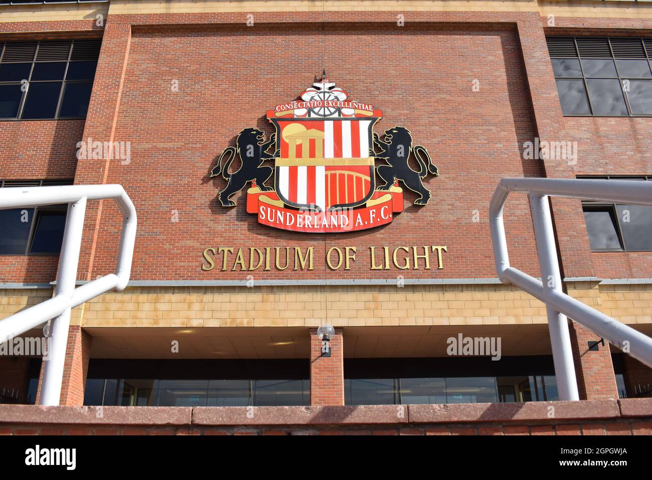 Safc ladies hi-res stock photography and images - Alamy