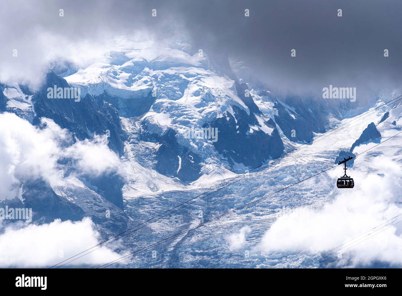 France, Haute-Savoie (74), Chamonix-Mont-Blanc, Massif des Aiguilles ...