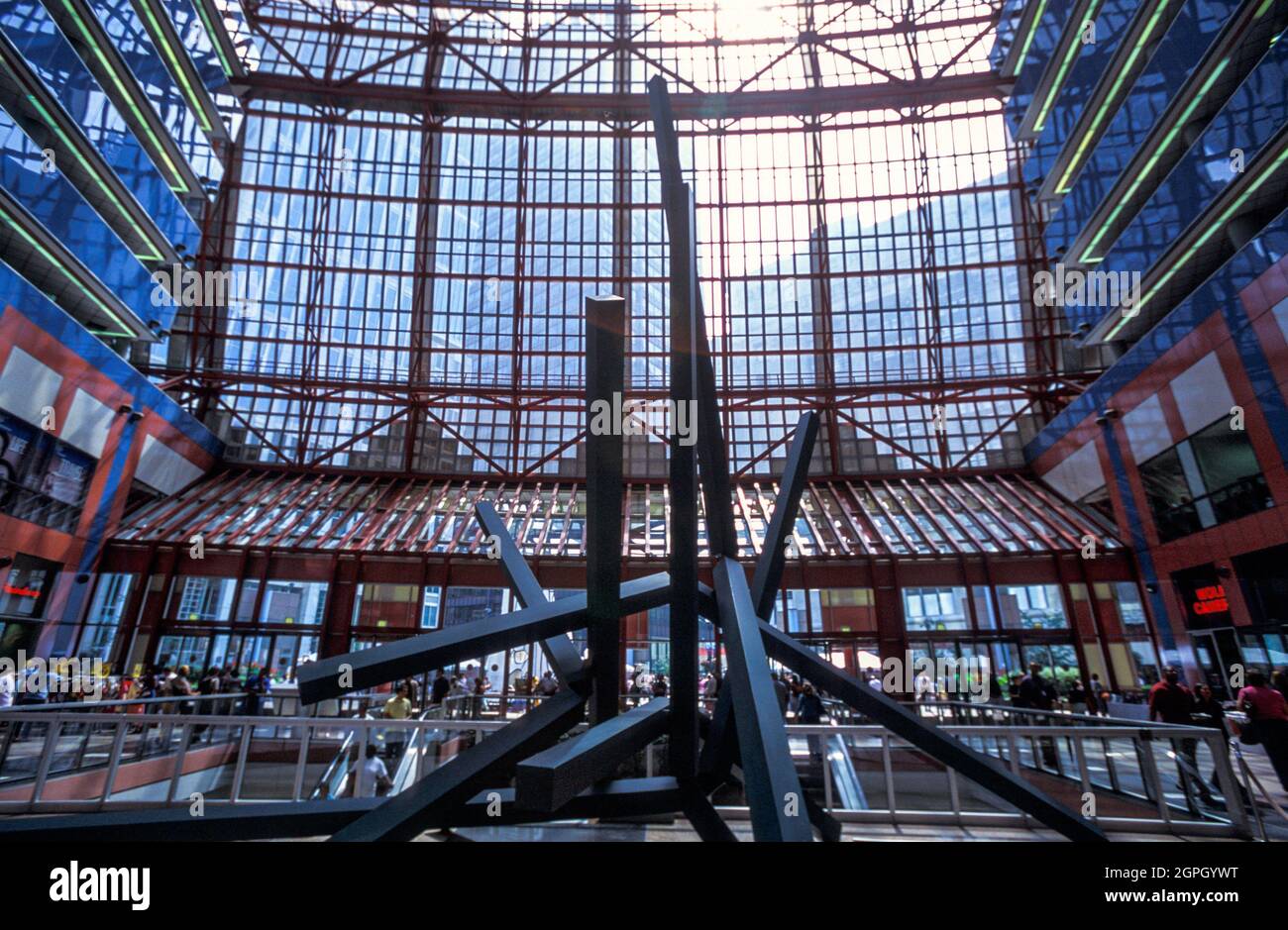 Atrium of James R. Thompson Center, Chicago, Illinois, USA Stock Photo ...