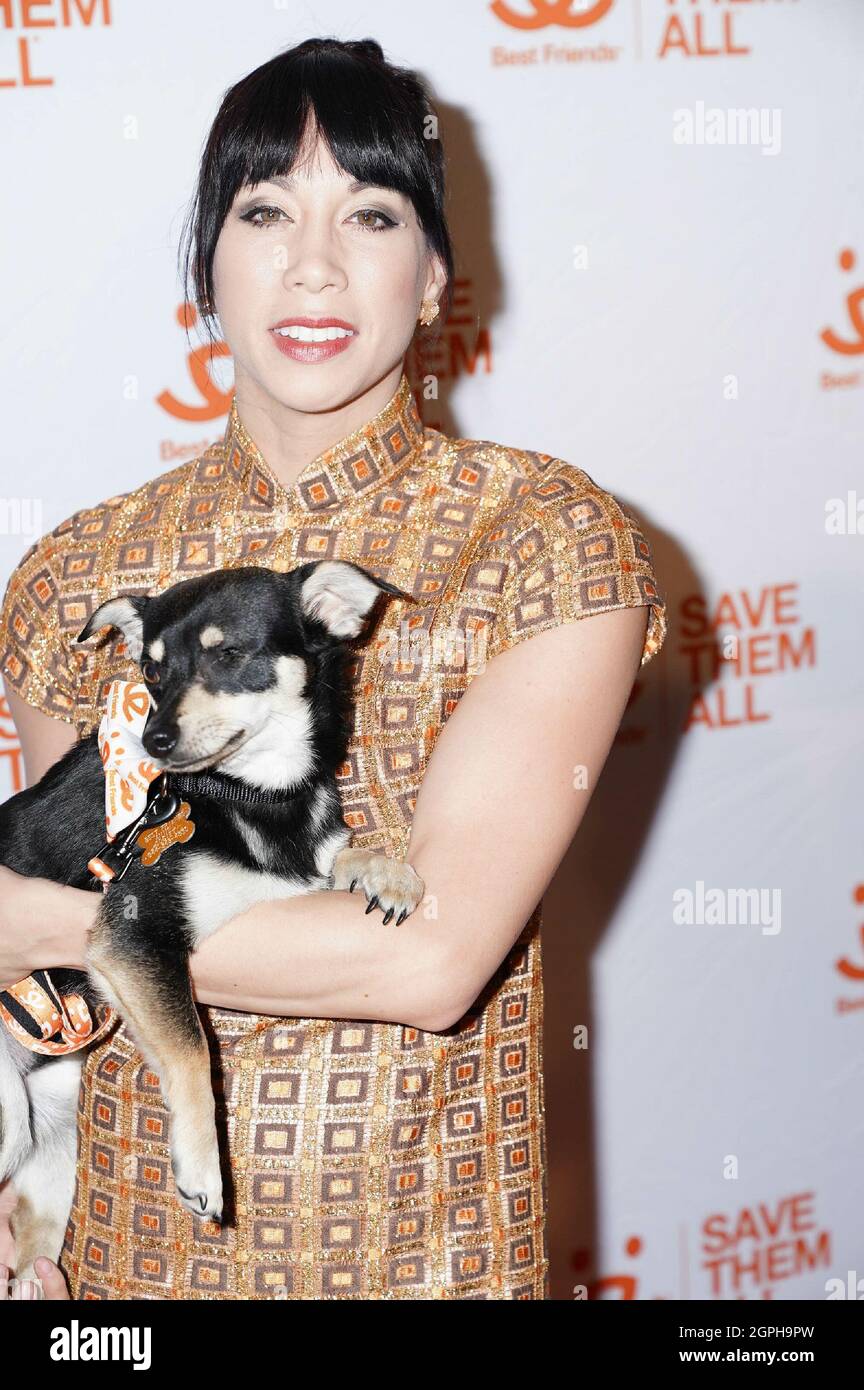 New York - NY - 20190402 Stars attended the Best Friends Benefit to ...