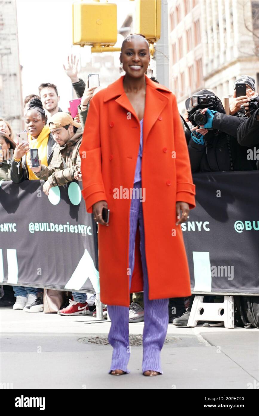 New York - NY - 20190402 Melissa Joan Hart and Issa Rae are seen ...