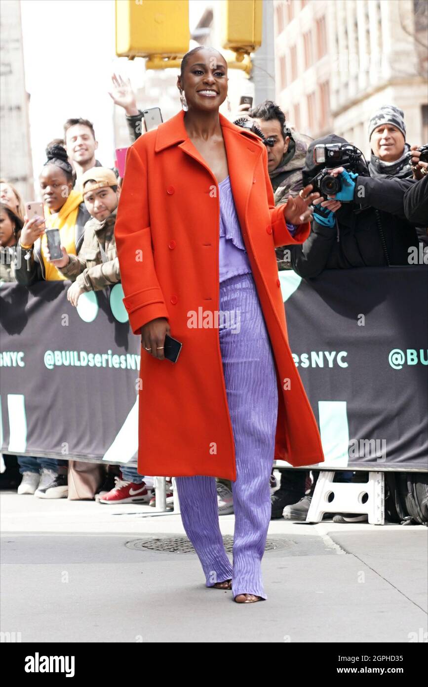 New York - NY - 20190402 Melissa Joan Hart and Issa Rae are seen ...