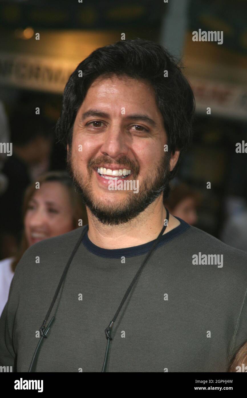 Ray Romano 06/28/04 ANCHORMAN - THE LEGEND OF RON BURGUNDY at Grauman's ...