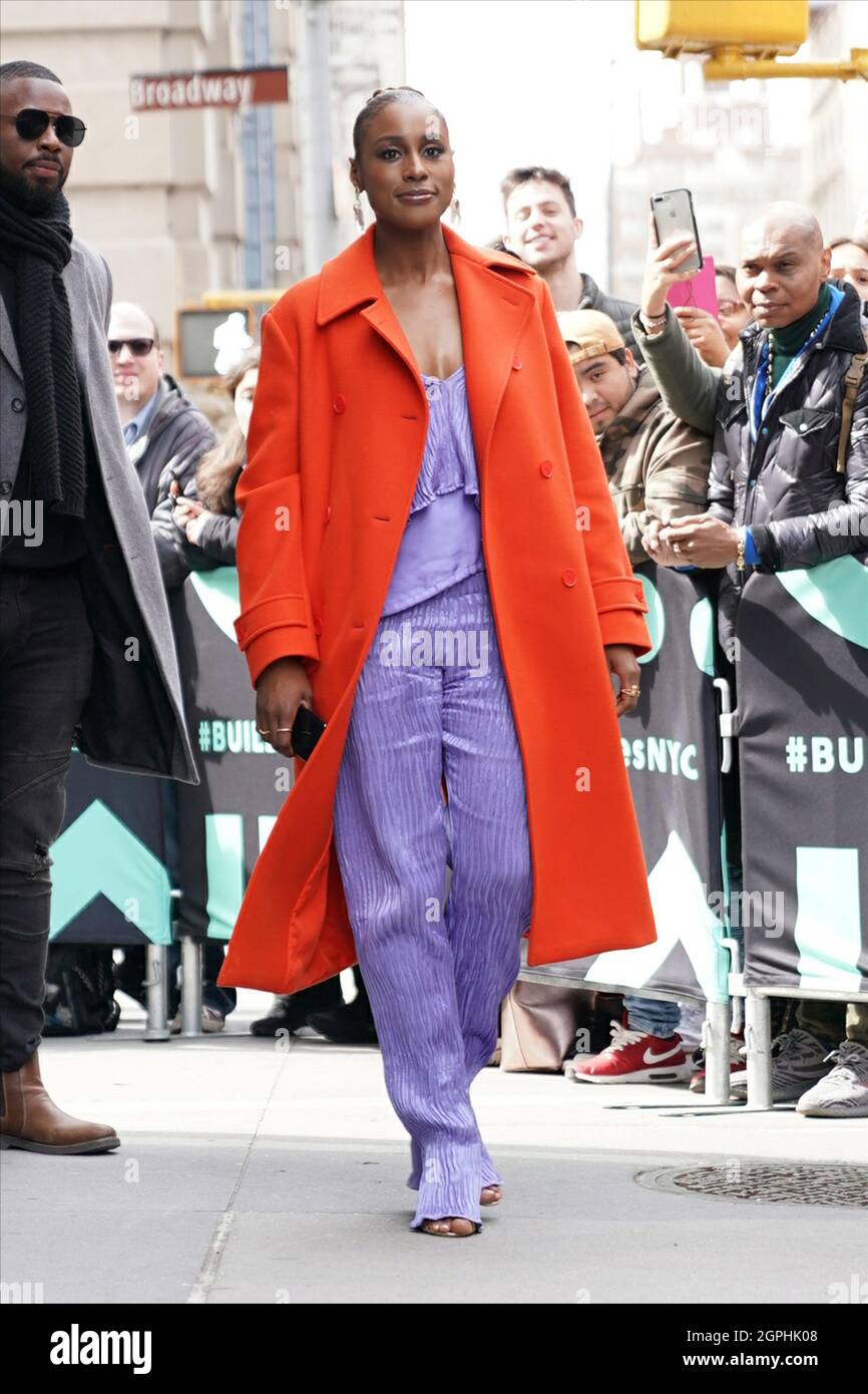 New York - NY - 20190402 Melissa Joan Hart and Issa Rae are seen ...