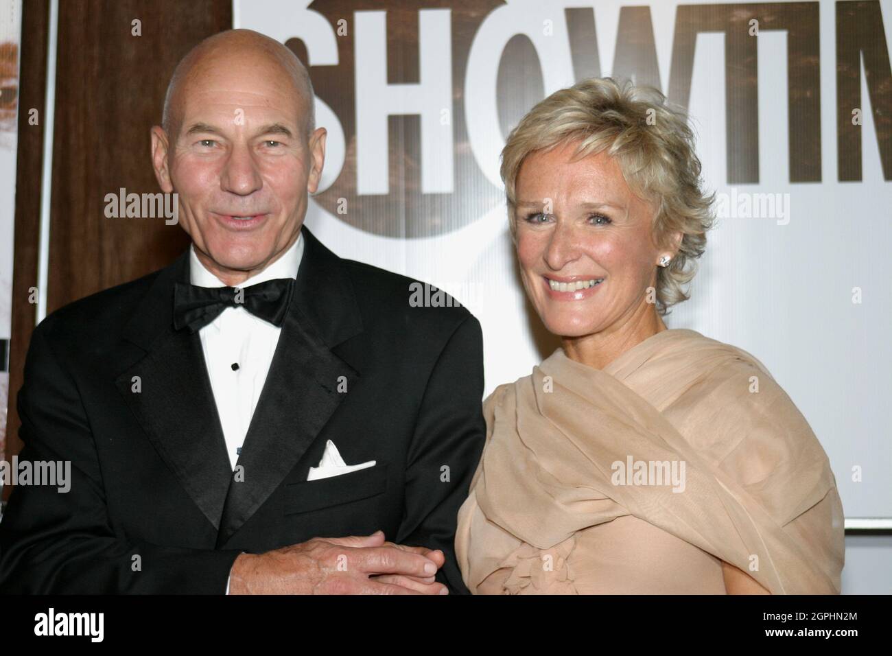 Patrick Stewart, Glenn Close 09/19/04 The 56th Annual Primetime Emmy ...