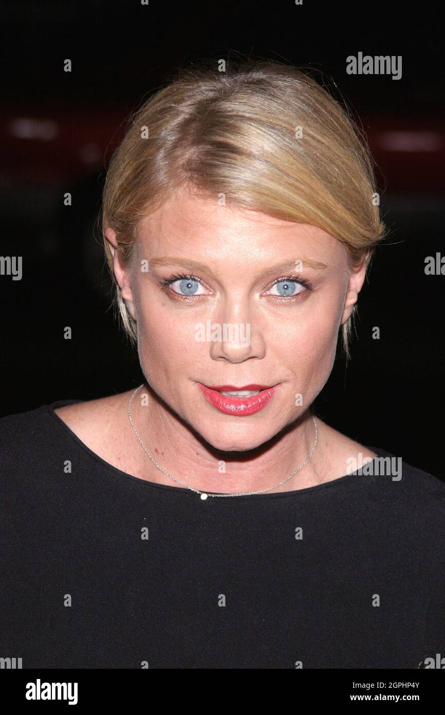Red carpet retro peta wilson hi-res stock photography and images - Alamy