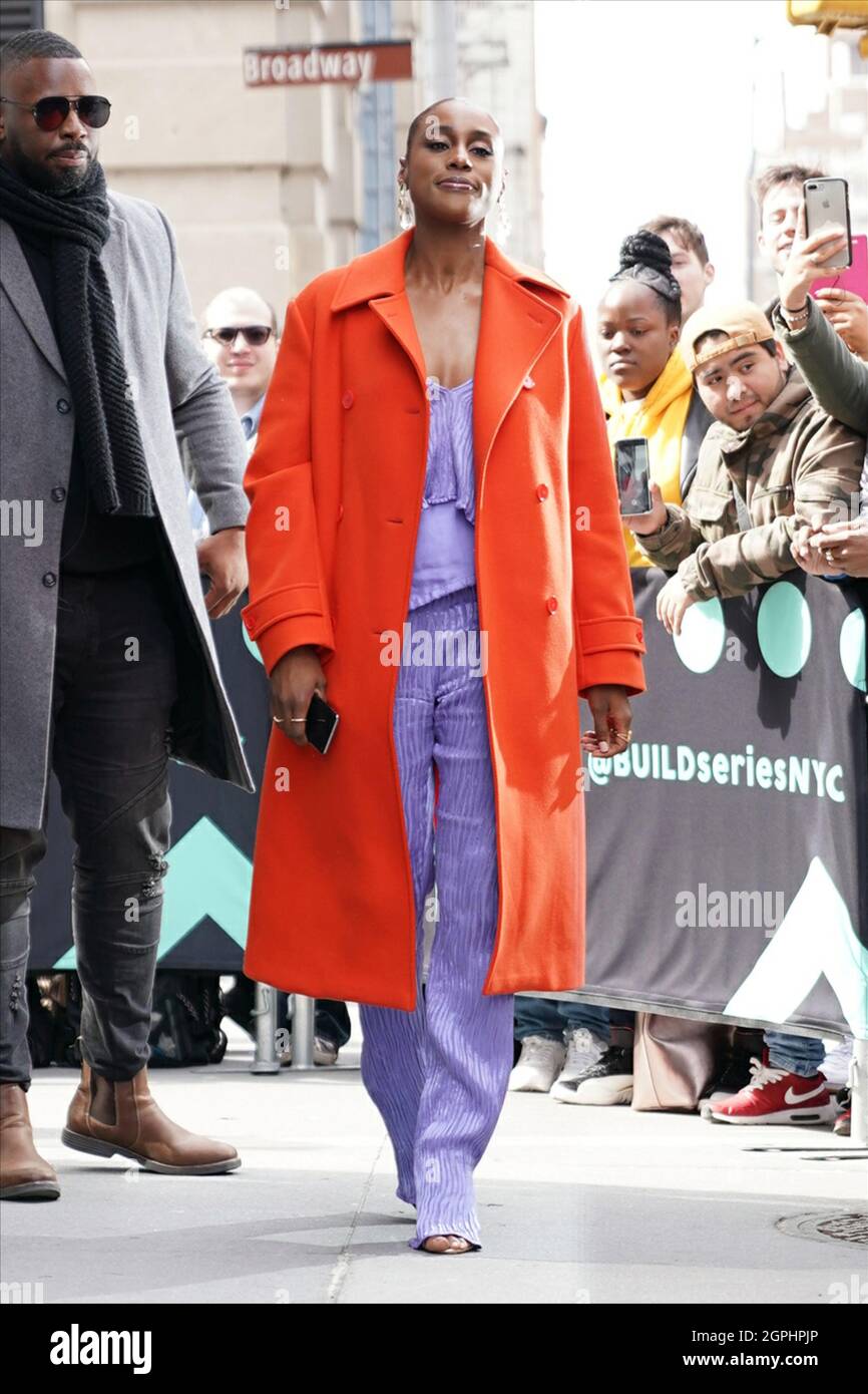 New York - NY - 20190402 Melissa Joan Hart and Issa Rae are seen ...